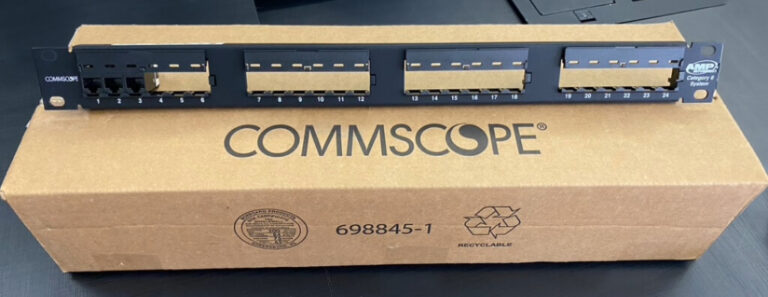 O Patch Panel conecta e organiza os cabos de Rede no Rack